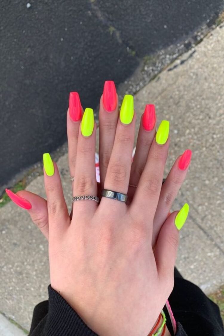 15 Stunning Summer Hot Pink Nails For Girly Look