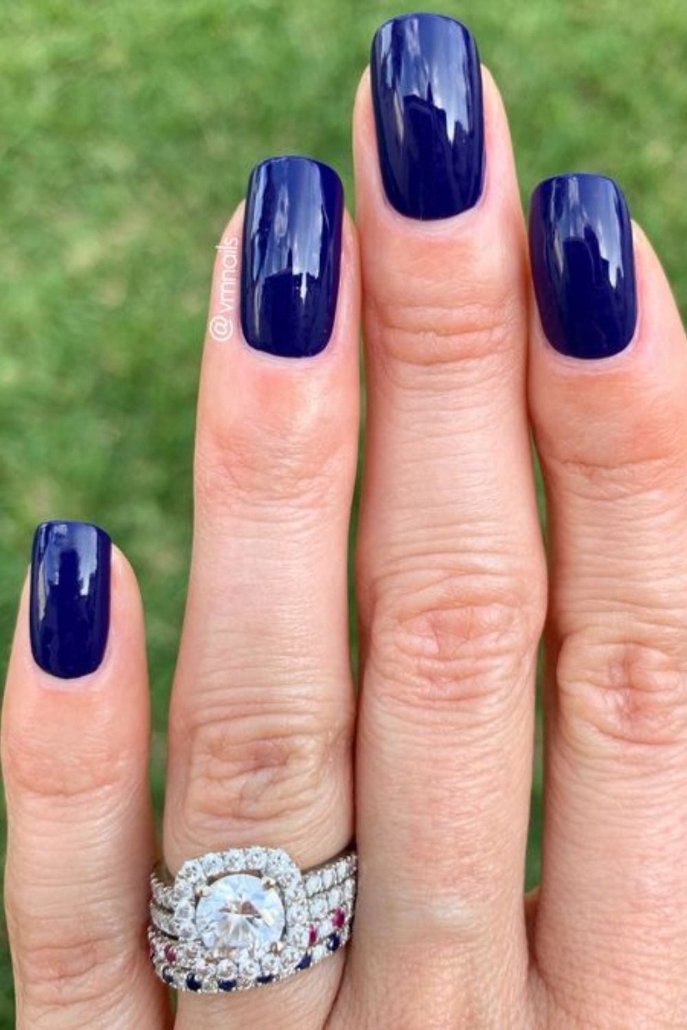 20 Stunning Fall Nail Colors To Try This Season