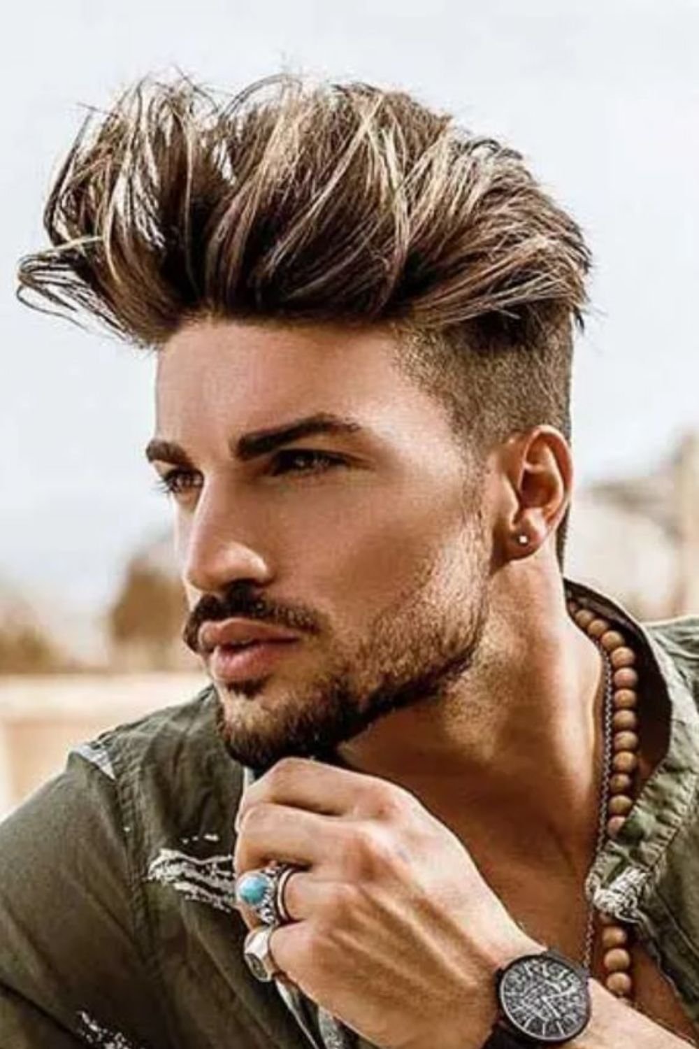 12 Stunning Stud Hairstyles To Make You Stand Out In 2025