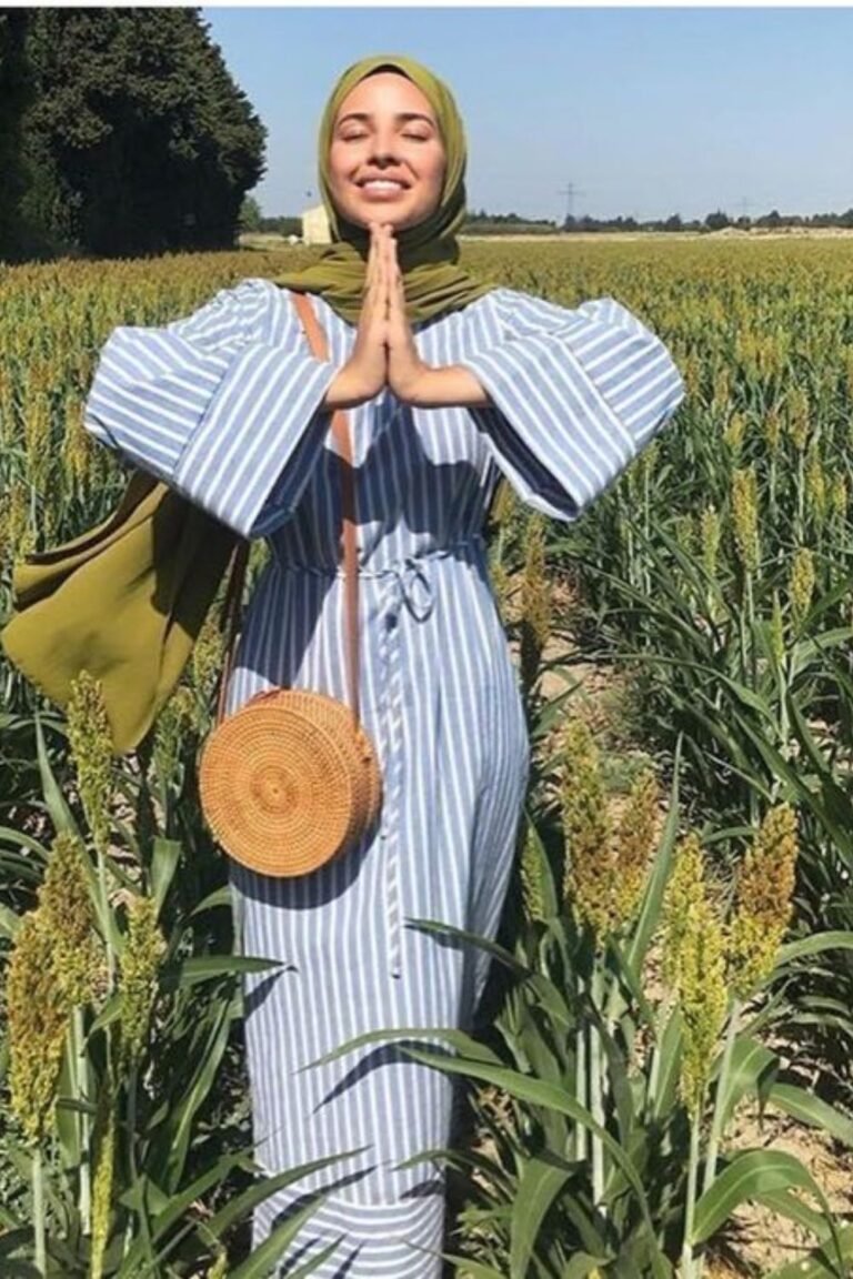 Top 12 Latest Trending Hijab Outfit Ideas To Follow