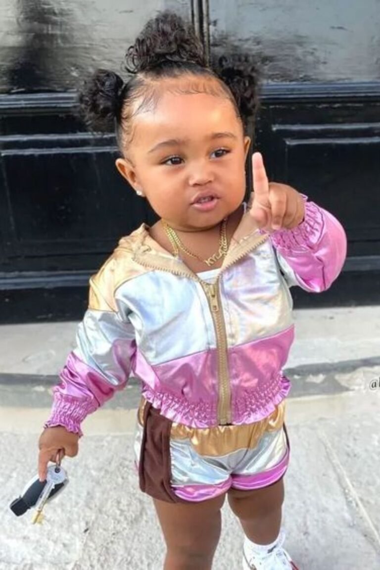 20 Cute Hairstyles For 1-Year-Old Baby Girl To Try