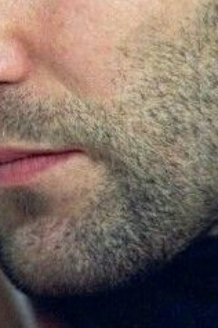 Top 18 Beard Styles For Oval Face to Match Your Features