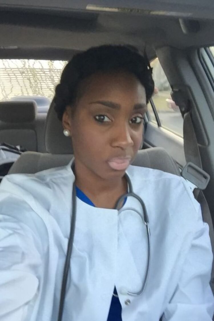 Top 12 Best Hairstyles For Nurses & Nursing Students