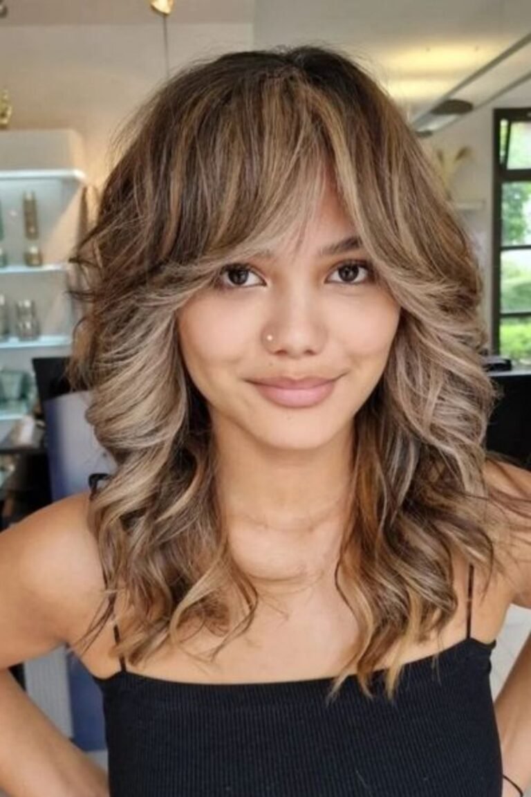 Top 20 Best Hairstyles For Women With Small Eyes