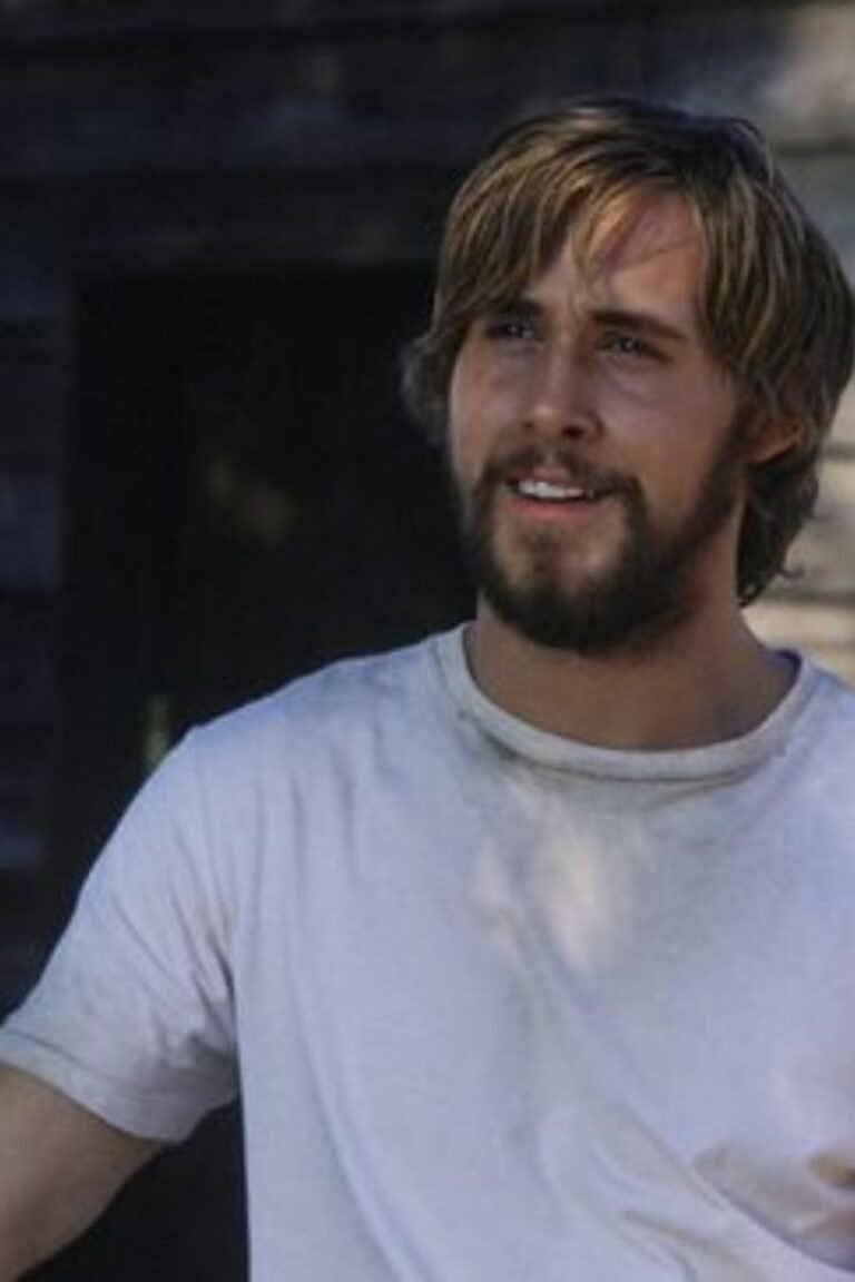 Top 12 Ryan Gosling Beard Styles To Wear Yourself