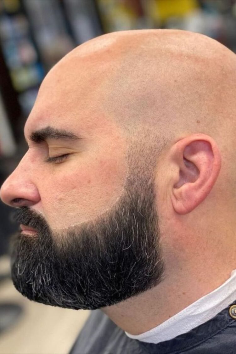 Top 19 Beard Styles For Round Faces To Amend Masculine Charm