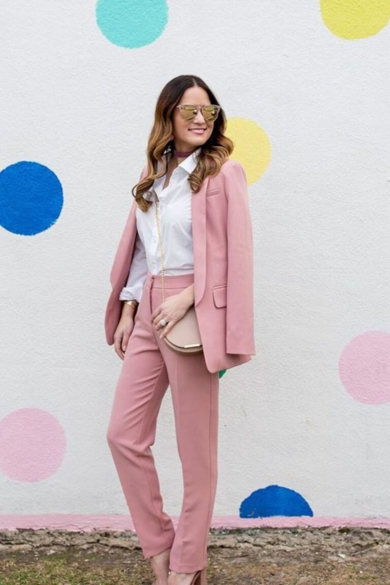 25 Chic Pink Blazer Outfit Ideas For Trendy Style