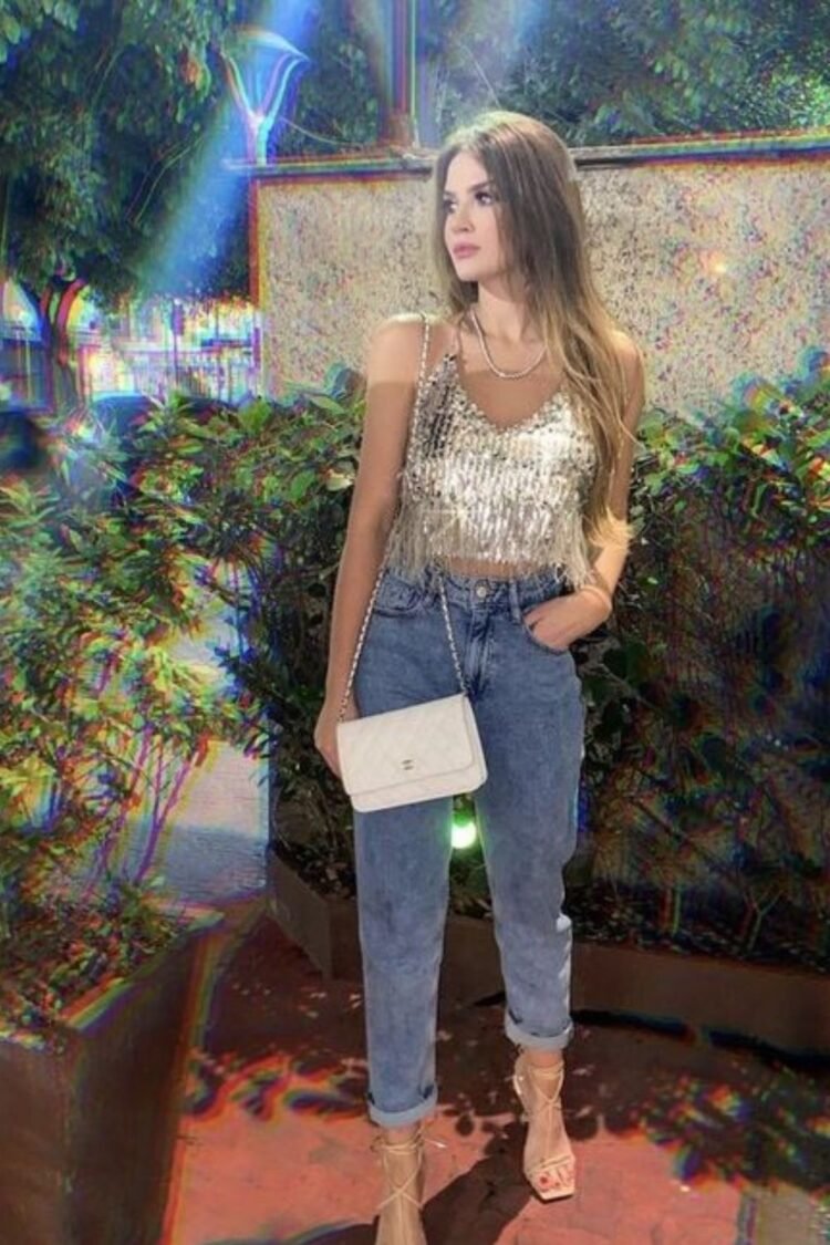 Top 15 Bowling Outfit Ideas To Wear On A Date