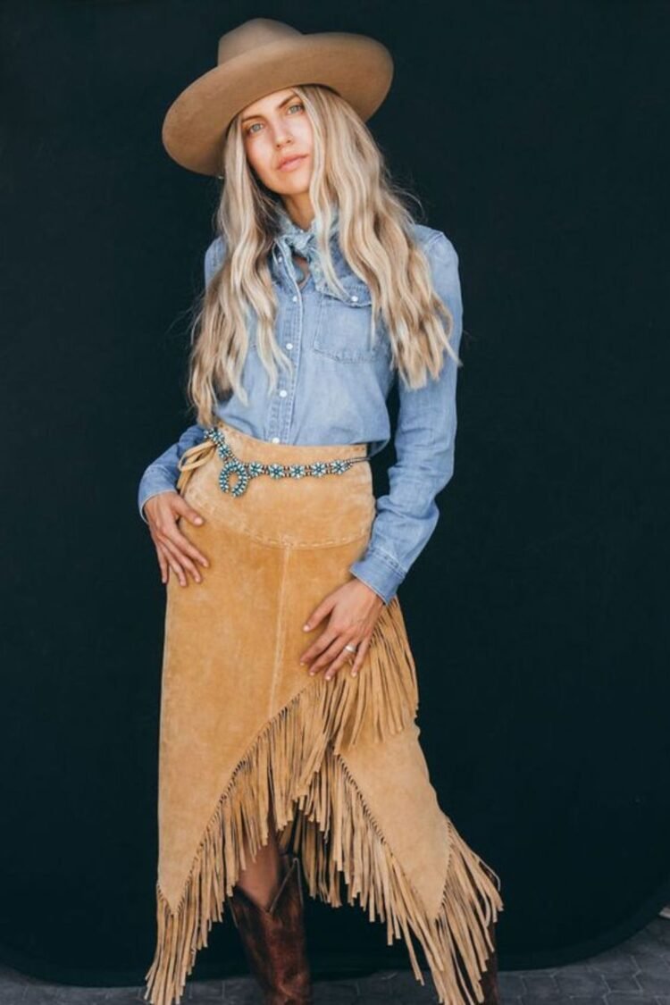 Top 15 Disco Cowgirl Outfit Ideas To Shine On The Dancefloor