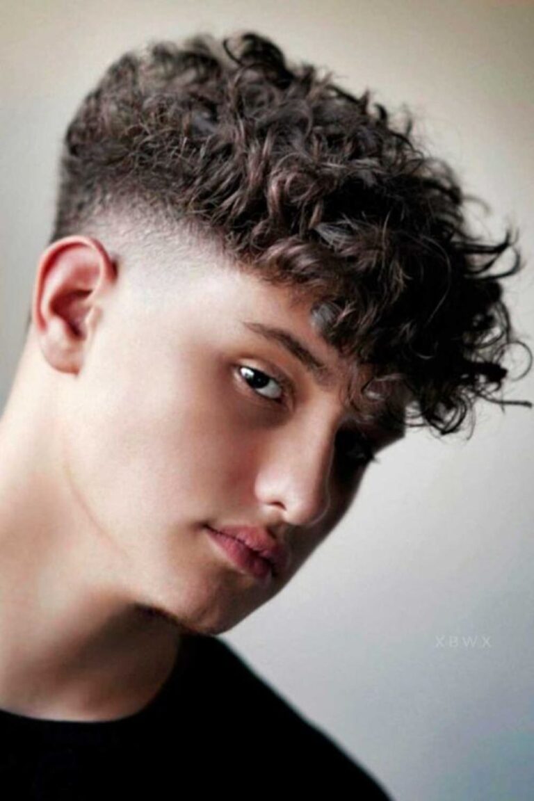 23 Best Haircuts For Men With Round Faces