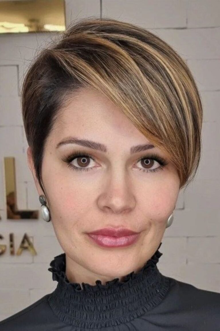 Top 15 Hairstyles Tailored For Women With Big Ears