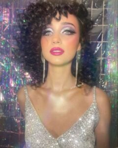 Top 10 Timeless 70s Glam Makeup Looks To Step Back In Time