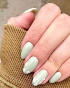 Top 17 Chic Green Fall Nails To Elevate Your Beauty