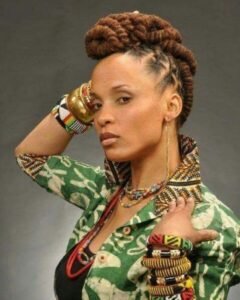 18 Simple Dreadlock Hairstyles For Men & Women With Short Hair