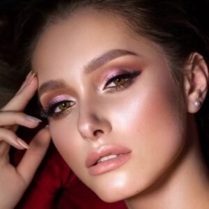 21 Eyeshadow Looks to Enhance Your Gorgeous Hazel Eyes