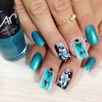 20 Flattering Teal Nail Designs To Fall In Love With