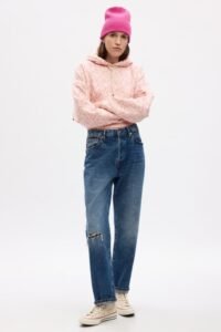 15 Fashion-Forward Tomboy Femme Outfits For The Modern Woman