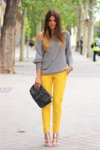 20 Stylish Ways For Women To Rock Yellow Pants Outfits