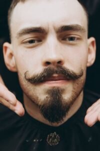 15 Extended Goatee Trends You’ll Want to Try Right Now