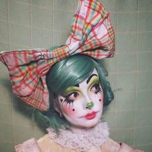 18 Bold and Fun Clowncore Makeup Ideas to Try Now