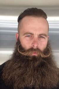 17 Top Bushy Beard Styles for the Ultimate Masculine Look