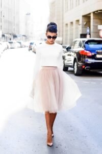 17 Puff Skirt Outfits That Blend Comfort and Style Seamlessly