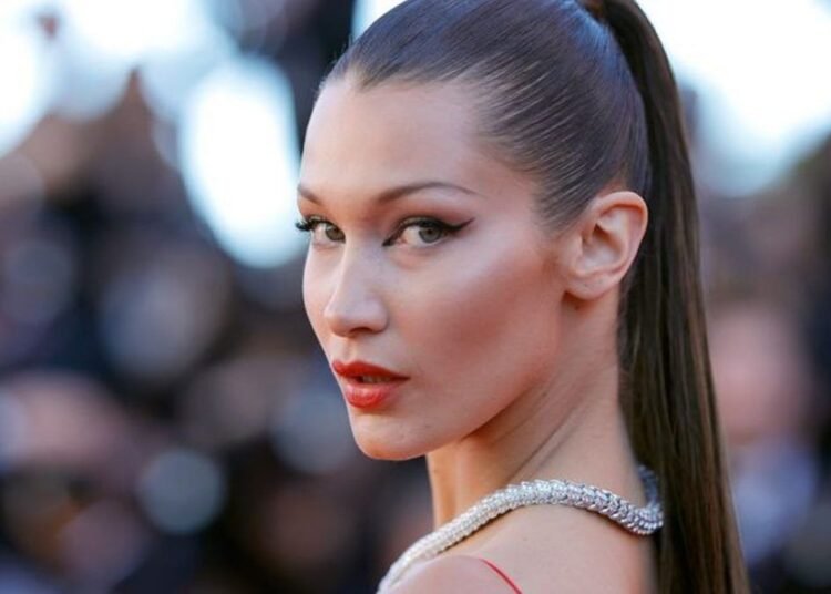Top 20 Trendy Hairstyles For Slim Faces For A Graceful Look