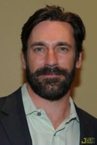 12 Scruffy Beard Styles That’ll Give You A Laid-Back Charm