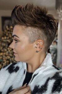 13 Faux Hawk Haircut For Women That Are Bold and Stylish