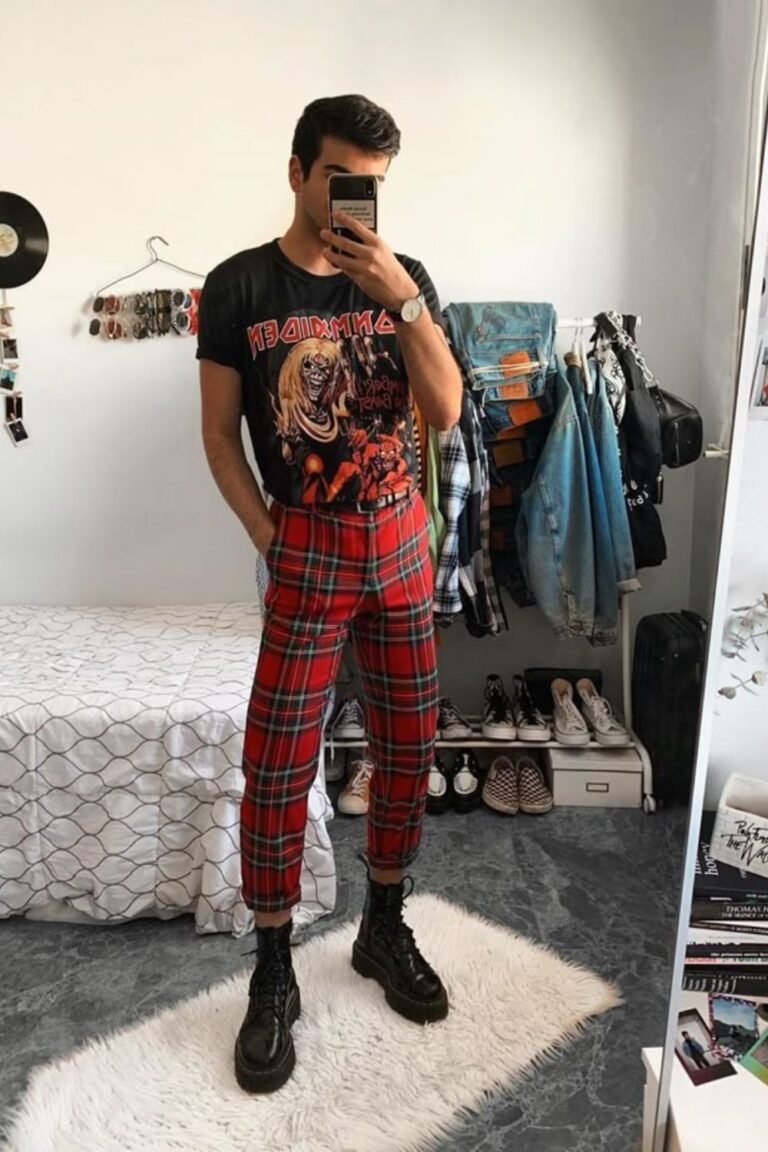 18 University Outfits for Men to Upgrade Your Campus Wardrobe