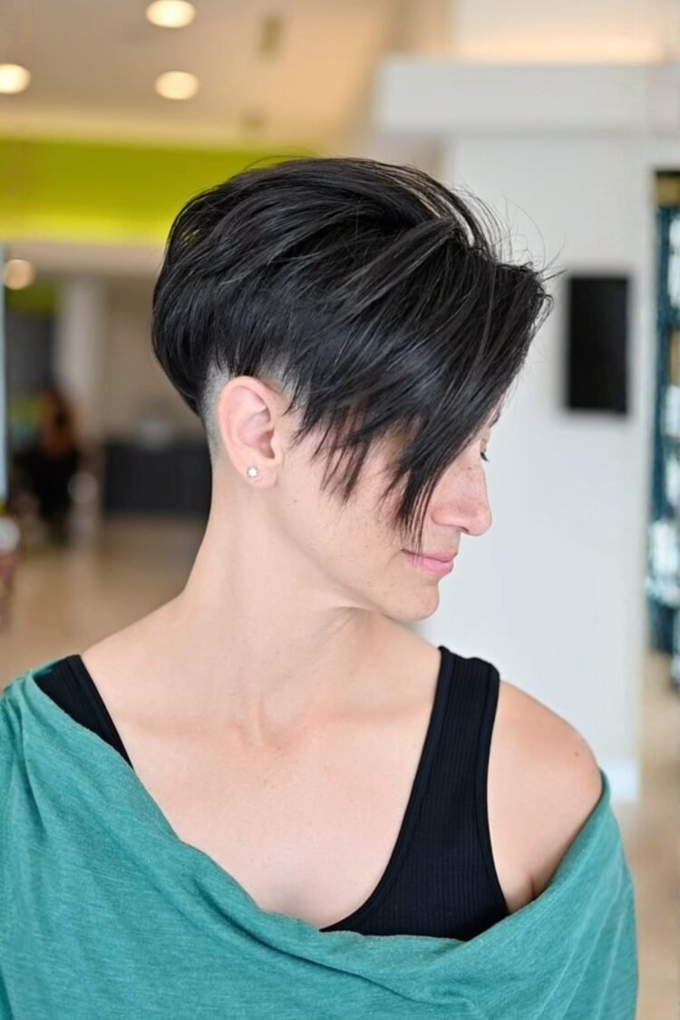 18 Pixie Haircuts for Thick Hair That Control Volume Perfectly (2026)