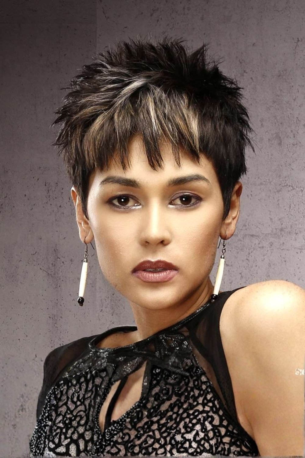 Short Spiky Haircuts for Women: Bold, Modern & Easy to Style Ideas (2026)